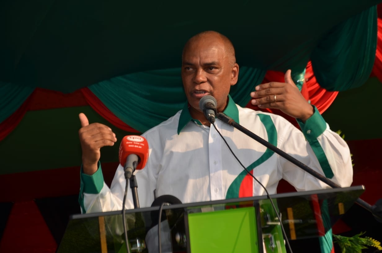 Angola: Costa Júnior acusa Executivo de priorizar dívida em vez de ...